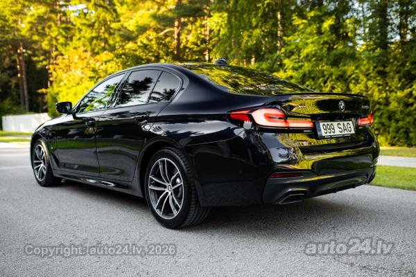 Black BMW 5 Series 2021 in Tallinn, with an engine capacity of 2.00 L and mileage of 153 thousand km for 26900 €, photo 5 on AUTOMOTO.COM.LV