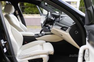 Black BMW 5 Series 2021 in Tallinn, with an engine capacity of 2.00 L and mileage of 153 thousand km for 26900 €, photo 12 on AUTOMOTO.COM.LV