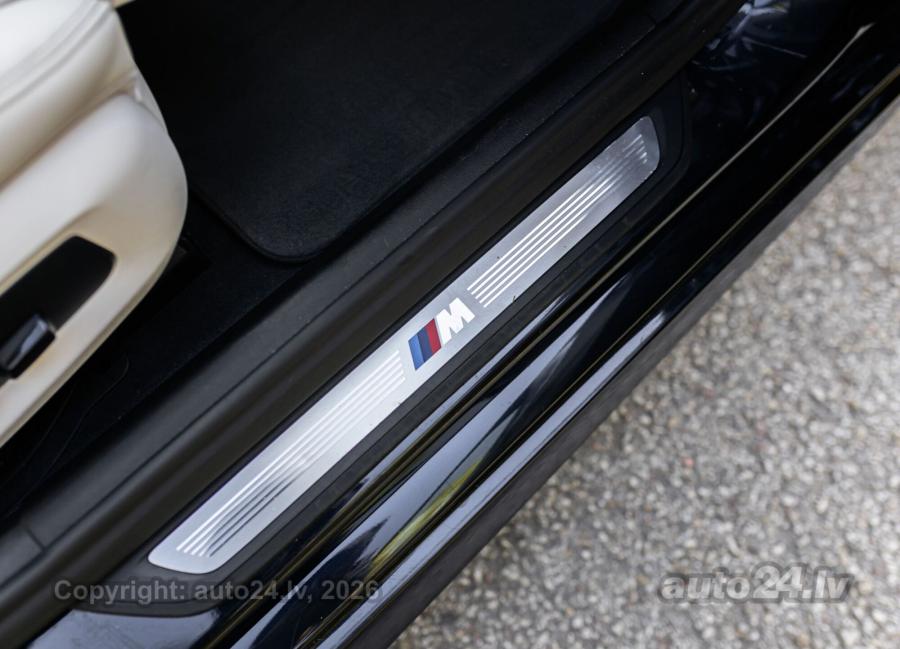 Black BMW 5 Series 2021 in Tallinn, with an engine capacity of 2.00 L and mileage of 153 thousand km for 26900 €, photo 24 on AUTOMOTO.COM.LV