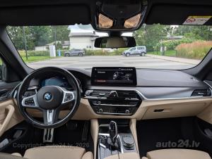 Black BMW 5 Series 2021 in Tallinn, with an engine capacity of 2.00 L and mileage of 130 thousand km for 35000 €, photo 7 on AUTOMOTO.COM.LV