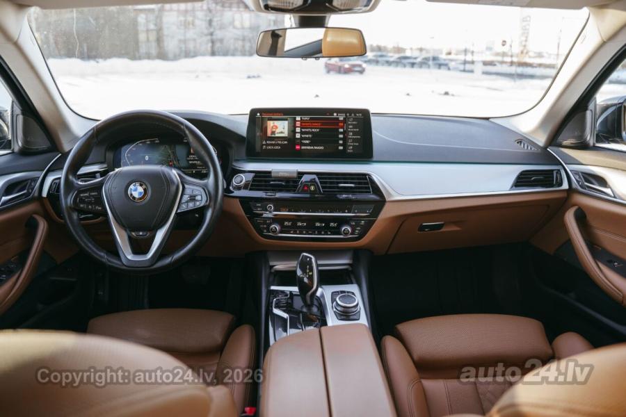 Melns BMW 5 Series 2022 Tallina, ar dzinēja tilpumu 2.00 L un nobraukumu 205 tūkst. km par 27999 €, foto 8 vietnē AUTOMOTO.COM.LV