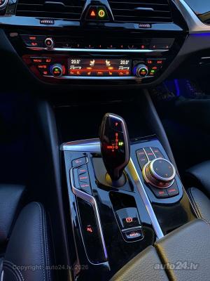 Black BMW 5 Series 2022 in Tallinn, with an engine capacity of 2.00 L and mileage of 111 thousand km for 33900 €, photo 19 on AUTOMOTO.COM.LV