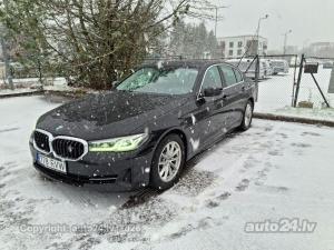 Black BMW 5 Series 2022 in Tallinn, with an engine capacity of 2.00 L and mileage of 111 thousand km for 33900 €, photo 30 on AUTOMOTO.COM.LV