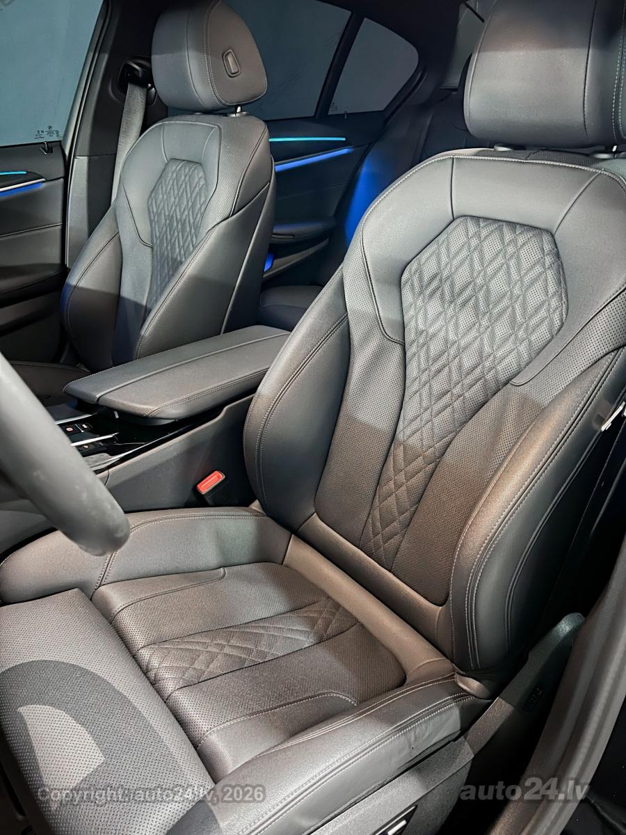 Melns BMW 5 Series 2022 Tallina, ar dzinēja tilpumu 2.00 L un nobraukumu 83 tūkst. km par 36900 €, foto 6 vietnē AUTOMOTO.COM.LV