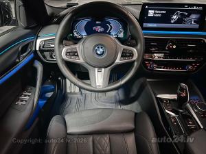 Melns BMW 5 Series 2022 Tallina, ar dzinēja tilpumu 2.00 L un nobraukumu 83 tūkst. km par 36900 €, foto 7 vietnē AUTOMOTO.COM.LV