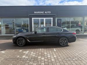 Melns BMW 5 Series 2022 Jehvi, ar dzinēja tilpumu 2.00 L un nobraukumu 117 tūkst. km par 31900 €, foto  vietnē AUTOMOTO.COM.LV