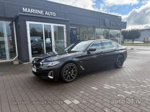 Melns BMW 5 Series 2022 Jehvi, ar dzinēja tilpumu 2.00 L un nobraukumu 117 tūkst. km par 31900 €, foto 3 vietnē AUTOMOTO.COM.LV