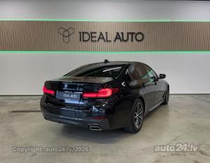 Melns BMW 5 Series 2023 Tallina, ar dzinēja tilpumu 2.00 L un nobraukumu 62 tūkst. km par 38990 €, foto 5 vietnē AUTOMOTO.COM.LV