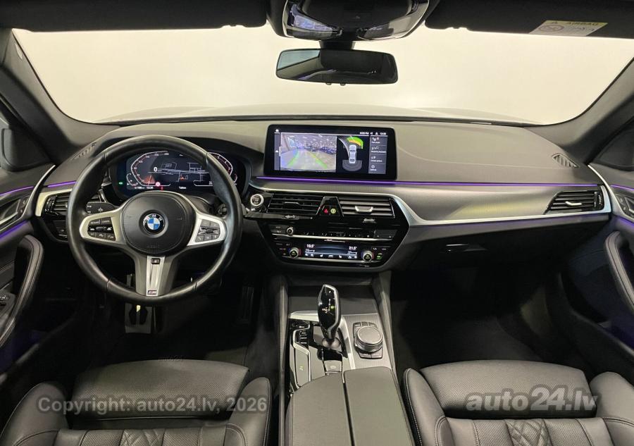 Melns BMW 5 Series 2023 Tallina, ar dzinēja tilpumu 2.00 L un nobraukumu 62 tūkst. km par 38990 €, foto 15 vietnē AUTOMOTO.COM.LV
