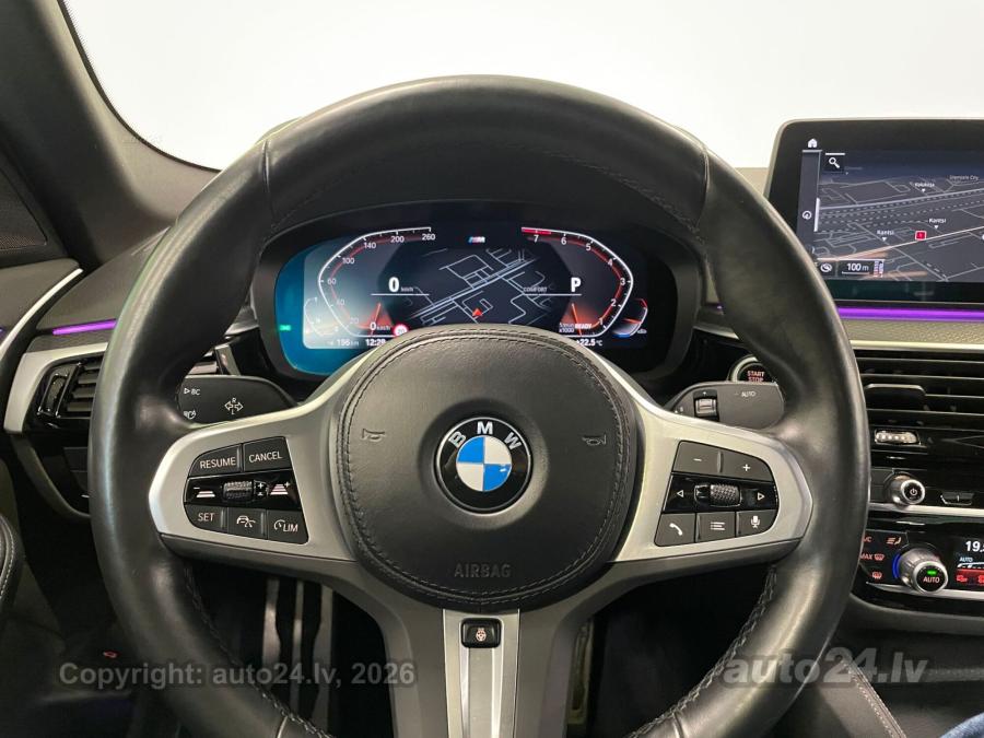 Melns BMW 5 Series 2023 Tallina, ar dzinēja tilpumu 2.00 L un nobraukumu 62 tūkst. km par 38990 €, foto 16 vietnē AUTOMOTO.COM.LV