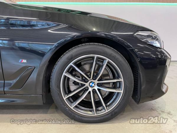 BMW 5 Series 2023 Tallina vietnē Melns BMW 5 Series 2023 Tallina, ar dzinēja tilpumu 2.00 L un nobraukumu 62 tūkst. km par 38990 €, foto 6 vietnē AUTOMOTO.COM.LV