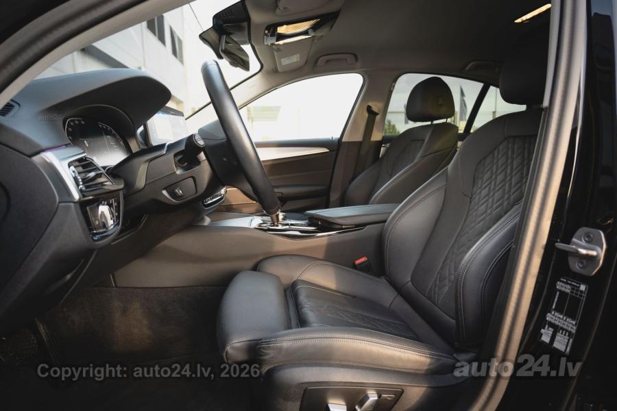 Melns BMW 5 Series 2023 Tartu, ar dzinēja tilpumu 2.00 L un nobraukumu 36 tūkst. km par 35900 €, foto 12 vietnē AUTOMOTO.COM.LV