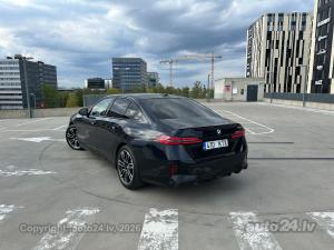 Черный БМВ 5 Серия 2024 в Таллин, объемом двигателя 2.00 л и пробегом 42 тыс. км за 55800 €, фото 4 на AUTOMOTO.COM.LV