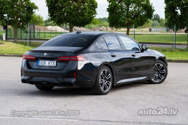 Black BMW 5 Series 2024 in Tallinn, with an engine capacity of 2.00 L and mileage of 59 thousand km for 52900 €, photo 4 on AUTOMOTO.COM.LV
