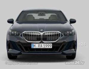 Black BMW 5 Series 2025 in Tallinn, with an engine capacity of 3.00 L and mileage of 31 thousand km for 64900 €, photo 6 on AUTOMOTO.COM.LV
