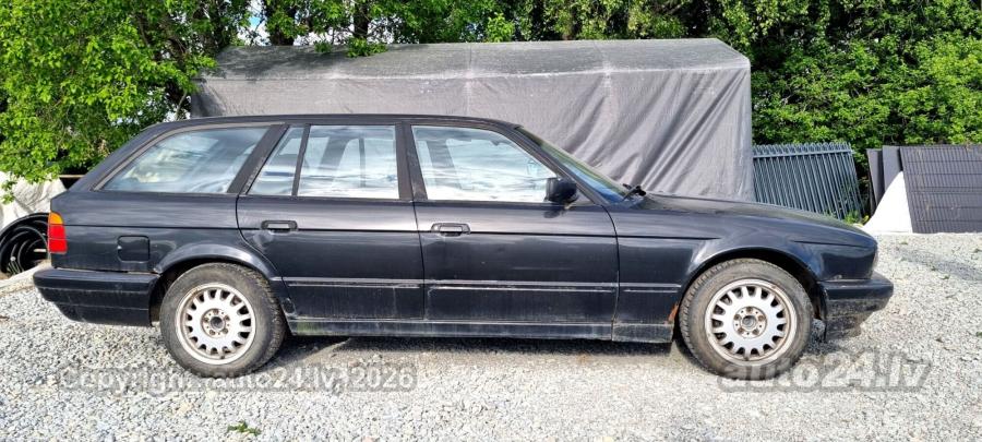 Melns BMW 5 Series 1993 Tallina, ar dzinēja tilpumu 2.50 L un nobraukumu 284 tūkst. km par 4500 €, foto 3 vietnē AUTOMOTO.COM.LV