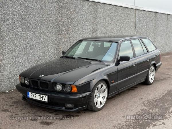 Black BMW 5 Series 1995 in Tallinn, with an engine capacity of 4.00 L and mileage of 321 thousand km for 7999 €, photo 2 on AUTOMOTO.COM.LV