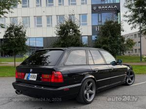 Melns BMW 5 Series 1995 Tallina, ar dzinēja tilpumu 4.00 L un nobraukumu 381 tūkst. km par 8199 €, foto 4 vietnē AUTOMOTO.COM.LV