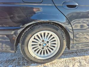Melns BMW 5 Series 1999 Tallina, ar dzinēja tilpumu 2.90 L un nobraukumu 400 tūkst. km par 2950 €, foto 14 vietnē AUTOMOTO.COM.LV
