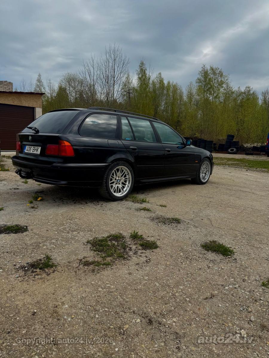 Black BMW 5 Series 2000 in Kohtla-Jarve, with an engine capacity of 2.90 L and mileage of 0 thousand km for 3400 €, photo 5 on AUTOMOTO.COM.LV