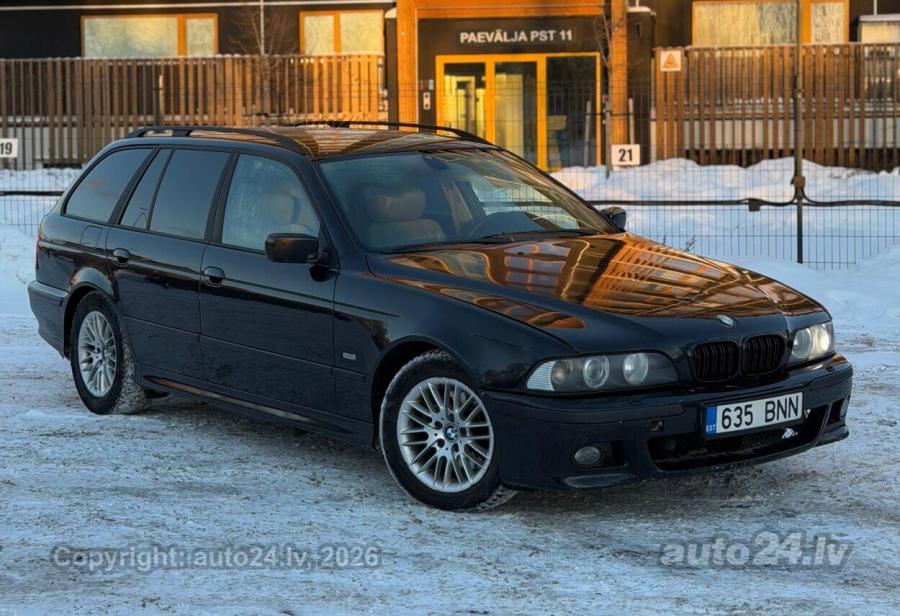 Melns BMW 5 Series 2001 Tallina, ar dzinēja tilpumu 2.90 L un nobraukumu 399 tūkst. km par 2490 €, foto 1 vietnē AUTOMOTO.COM.LV
