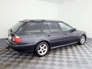 Black BMW 5 Series 2001 in Tallinn, with an engine capacity of 2.90 L and mileage of 474 thousand km for 899 €, photo 4 on AUTOMOTO.COM.LV