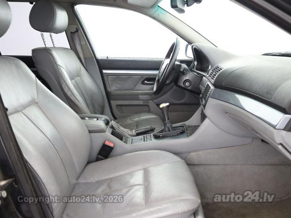 Melns BMW 5 Series 2001 Tallina, ar dzinēja tilpumu 2.90 L un nobraukumu 474 tūkst. km par 899 €, foto 6 vietnē AUTOMOTO.COM.LV
