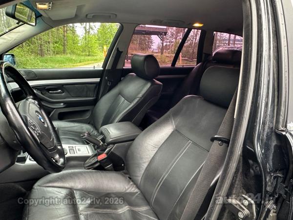 Melns BMW 5 Series 2002 Tallina, ar dzinēja tilpumu 2.50 L un nobraukumu 0 tūkst. km par 2600 €, foto 6 vietnē AUTOMOTO.COM.LV