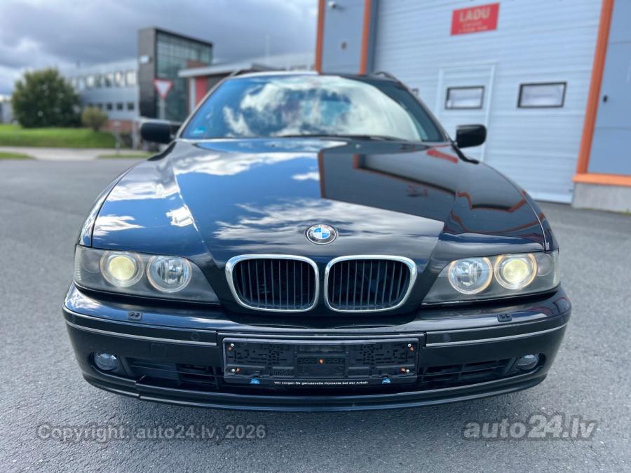 Melns BMW 5 Series 2002 Tartu, ar dzinēja tilpumu 3.00 L un nobraukumu 330 tūkst. km par 3200 €, foto 3 vietnē AUTOMOTO.COM.LV