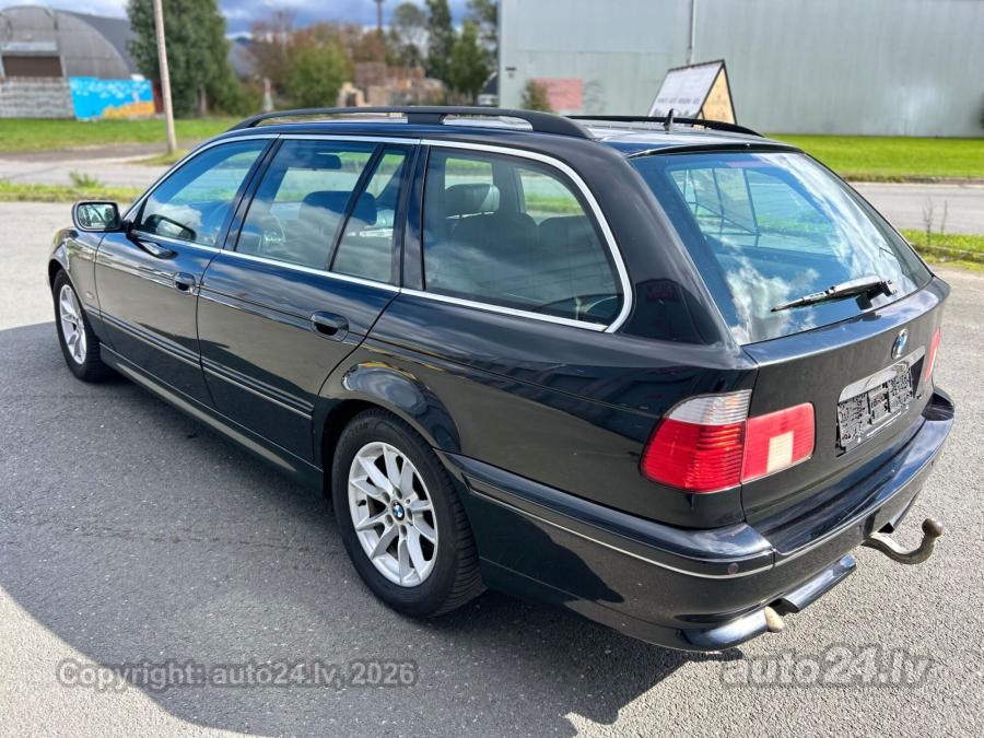 Melns BMW 5 Series 2002 Tartu, ar dzinēja tilpumu 3.00 L un nobraukumu 330 tūkst. km par 3200 €, foto 8 vietnē AUTOMOTO.COM.LV