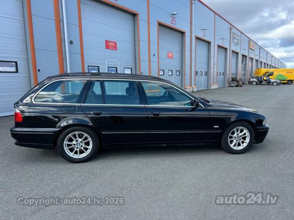 BMW 5 Series 2002 Tartu vietnē Melns BMW 5 Series 2002 Tartu, ar dzinēja tilpumu 3.00 L un nobraukumu 330 tūkst. km par 3200 €, foto 5 vietnē AUTOMOTO.COM.LV