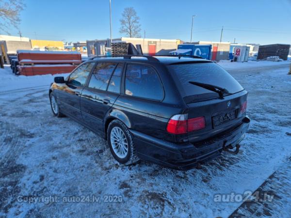 Black BMW 5 Series 2003 in Tartu, with an engine capacity of 3.00 L and mileage of 466 thousand km for 2999 €, photo 3 on AUTOMOTO.COM.LV