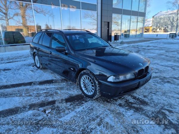Black BMW 5 Series 2003 in Tartu, with an engine capacity of 3.00 L and mileage of 466 thousand km for 2999 €, photo 6 on AUTOMOTO.COM.LV
