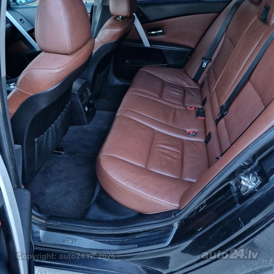 Black BMW 5 Series 2004 in Tartu, with an engine capacity of 2.50 L and mileage of 0 thousand km for 1995 €, photo 10 on AUTOMOTO.COM.LV