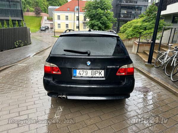 Melns BMW 5 Series 2004 Tartu, ar dzinēja tilpumu 2.50 L un nobraukumu 0 tūkst. km par 2999 €, foto 7 vietnē AUTOMOTO.COM.LV