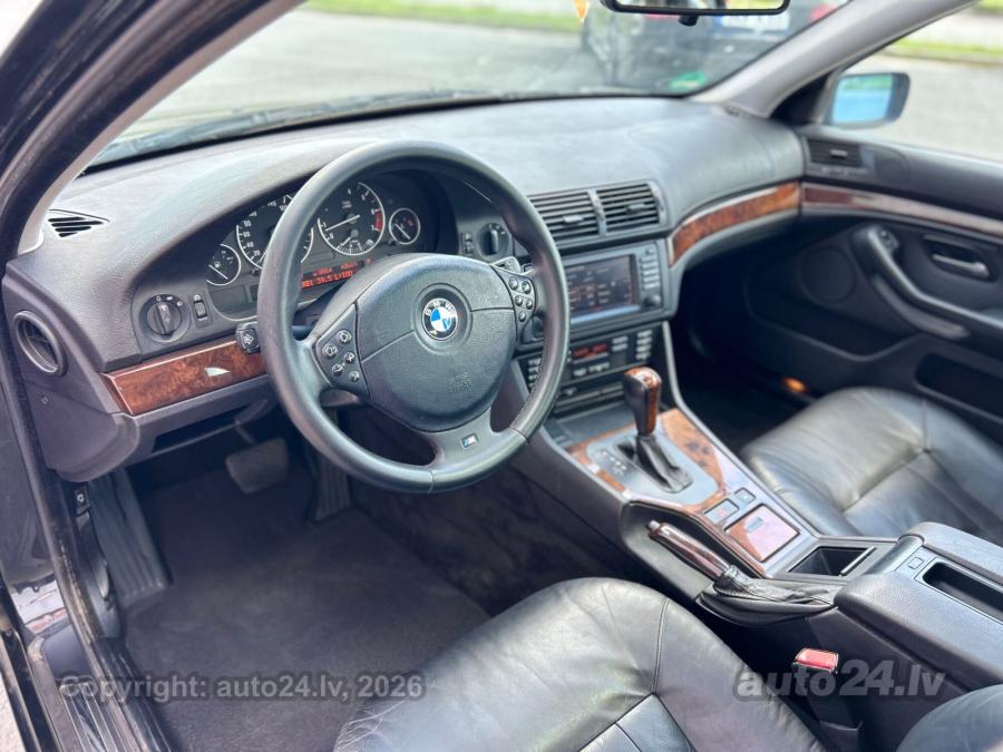 Черный БМВ 5 Серия 2004 в Тарту, объемом двигателя 2.50 л и пробегом 252 тыс. км за 2700 €, фото 12 на AUTOMOTO.COM.LV