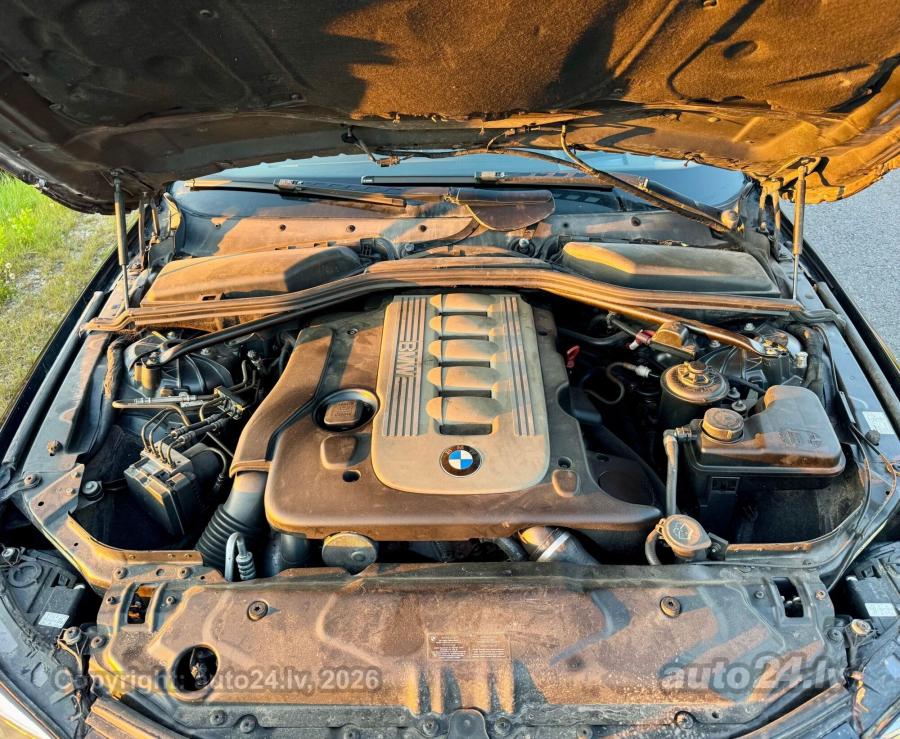 Black BMW 5 Series 2004 in Tallinn, with an engine capacity of 3.00 L and mileage of 502 thousand km for 4500 €, photo 14 on AUTOMOTO.COM.LV
