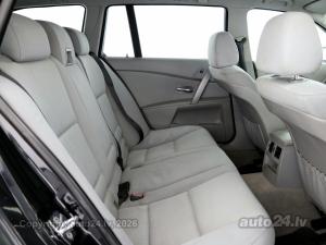 Melns BMW 5 Series 2004 Tallina, ar dzinēja tilpumu 2.50 L un nobraukumu 374 tūkst. km par 1799 €, foto 8 vietnē AUTOMOTO.COM.LV
