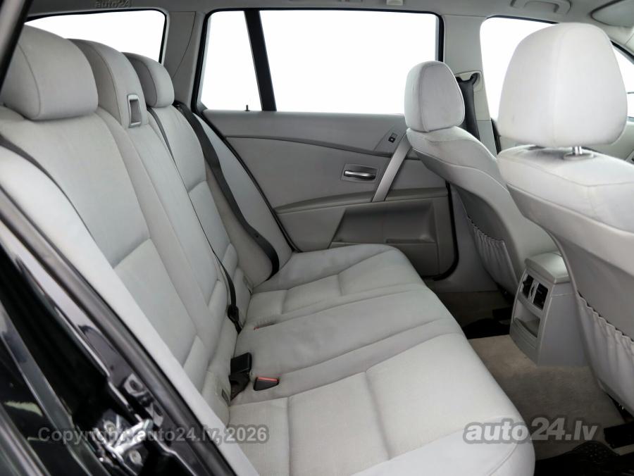 Melns BMW 5 Series 2004 Tallina, ar dzinēja tilpumu 2.50 L un nobraukumu 374 tūkst. km par 1799 €, foto 8 vietnē AUTOMOTO.COM.LV