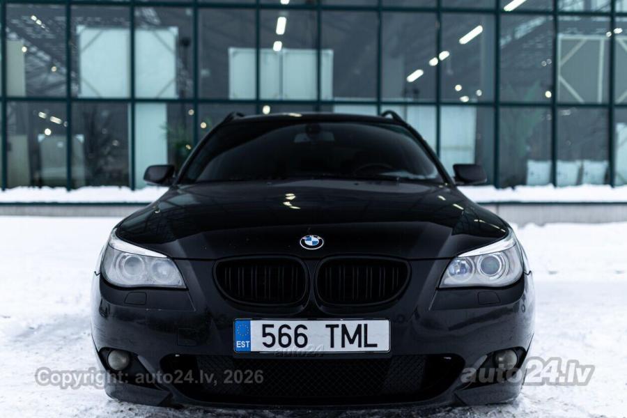 Black BMW 5 Series 2005 in Tallinn, with an engine capacity of 3.00 L and mileage of 0 thousand km for 3500 €, photo 2 on AUTOMOTO.COM.LV