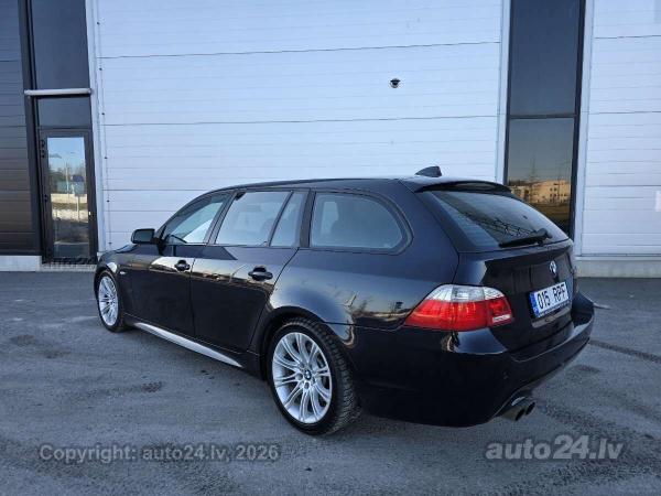 Melns BMW 5 Series 2005 Tartu, ar dzinēja tilpumu 3.00 L un nobraukumu 265 tūkst. km par 4900 €, foto 4 vietnē AUTOMOTO.COM.LV