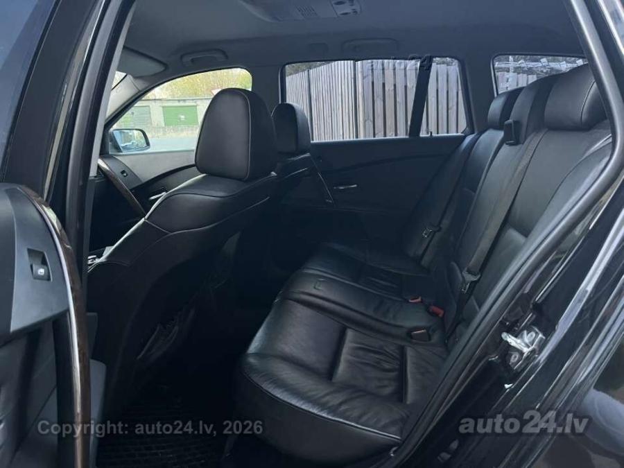 Черный БМВ 5 Серия 2005 в Тарту, объемом двигателя 3.00 л и пробегом 361 тыс. км за 2900 €, фото 9 на AUTOMOTO.COM.LV