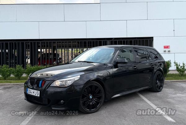Melns BMW 5 Series 2005 Tartu, ar dzinēja tilpumu 3.00 L un nobraukumu 400 tūkst. km par 4590 €, foto 1 vietnē AUTOMOTO.COM.LV