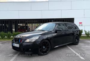 Melns BMW 5 Series 2005 Tartu, ar dzinēja tilpumu 3.00 L un nobraukumu 400 tūkst. km par 4590 €, foto  vietnē AUTOMOTO.COM.LV