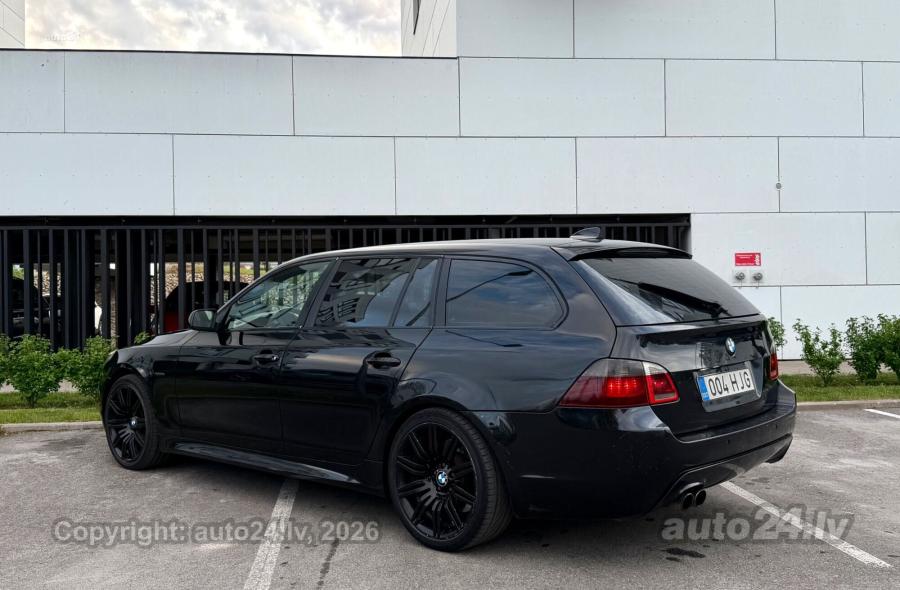 Melns BMW 5 Series 2005 Tartu, ar dzinēja tilpumu 3.00 L un nobraukumu 400 tūkst. km par 4590 €, foto 6 vietnē AUTOMOTO.COM.LV
