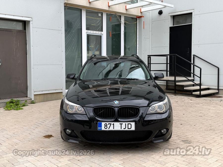 Black BMW 5 Series 2005 in Tartu, with an engine capacity of 3.00 L and mileage of 0 thousand km for 4400 €, photo 3 on AUTOMOTO.COM.LV