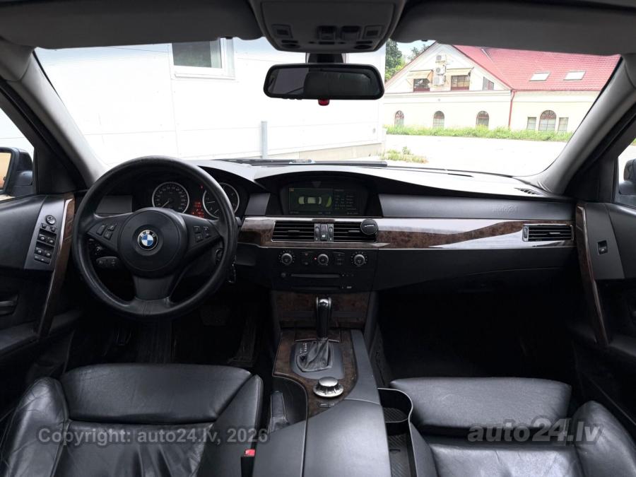 Black BMW 5 Series 2005 in Tartu, with an engine capacity of 3.00 L and mileage of 0 thousand km for 4400 €, photo 9 on AUTOMOTO.COM.LV