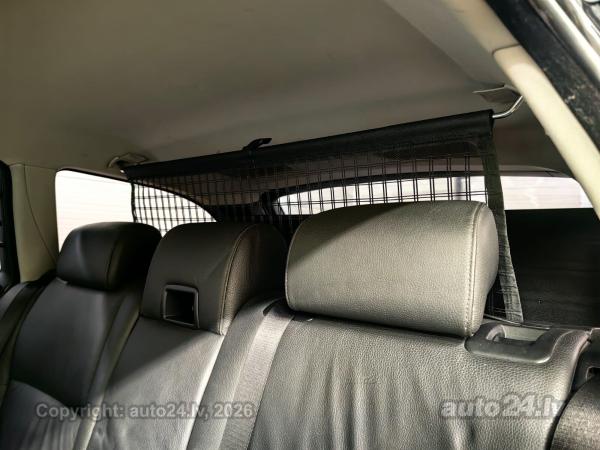 Melns BMW 5 Series 2005 Viljandi, ar dzinēja tilpumu 2.50 L un nobraukumu 226 tūkst. km par 4490 €, foto 8 vietnē AUTOMOTO.COM.LV