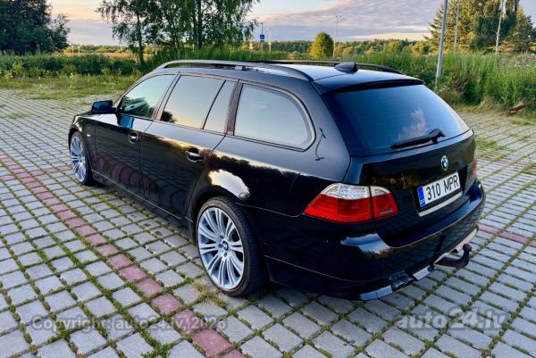 Melns BMW 5 Series 2006 Tallina, ar dzinēja tilpumu 3.00 L un nobraukumu 0 tūkst. km par 4299 €, foto 2 vietnē AUTOMOTO.COM.LV