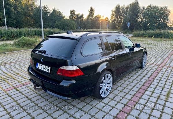 Melns BMW 5 Series 2006 Tallina, ar dzinēja tilpumu 3.00 L un nobraukumu 0 tūkst. km par 4299 €, foto 4 vietnē AUTOMOTO.COM.LV